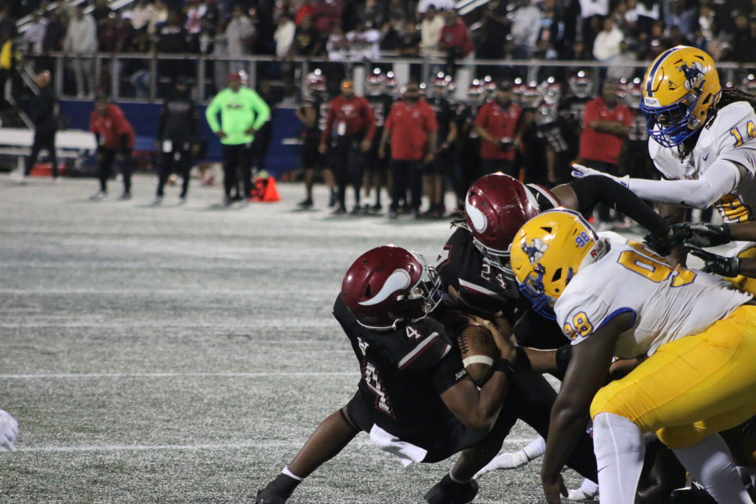 Class 3A Championship: Miami Northwestern Widened A Gap Too Much For ...